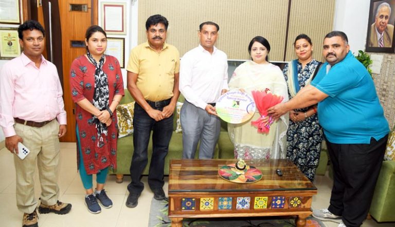 Principal Dr. Pushpinder Walia honoured by Shaheed Bhagat Singh Boxing ...
